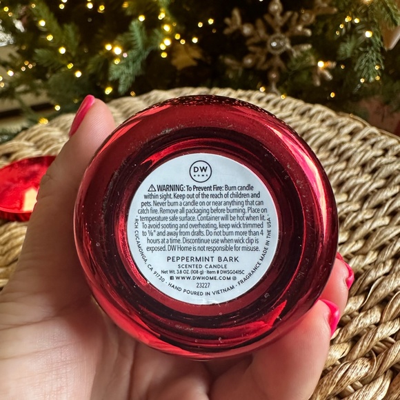 DW Home | Holiday | Dw Home Peppermint Bark Candle Hand Poured 38 Oz | Poshmark